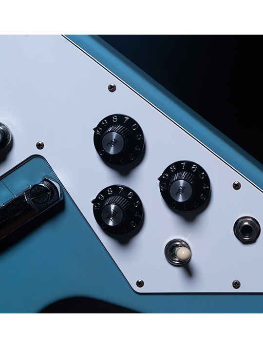 Gibson Custom Shop 70s Flying V Dot Inlays VOS Maui Blue w/Matching ...